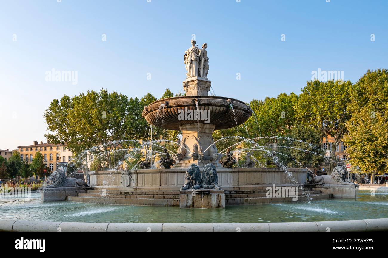 The fontaine de la rotonde is a landmark at the Place du Général-de ...