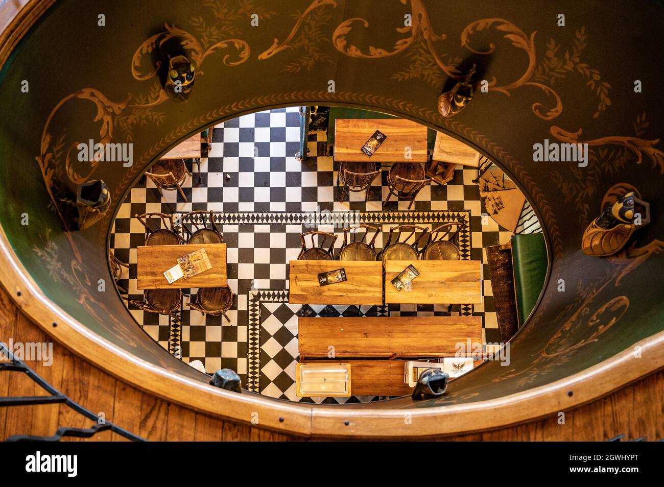 Cours mirabeau hi-res stock photography and images - Alamy