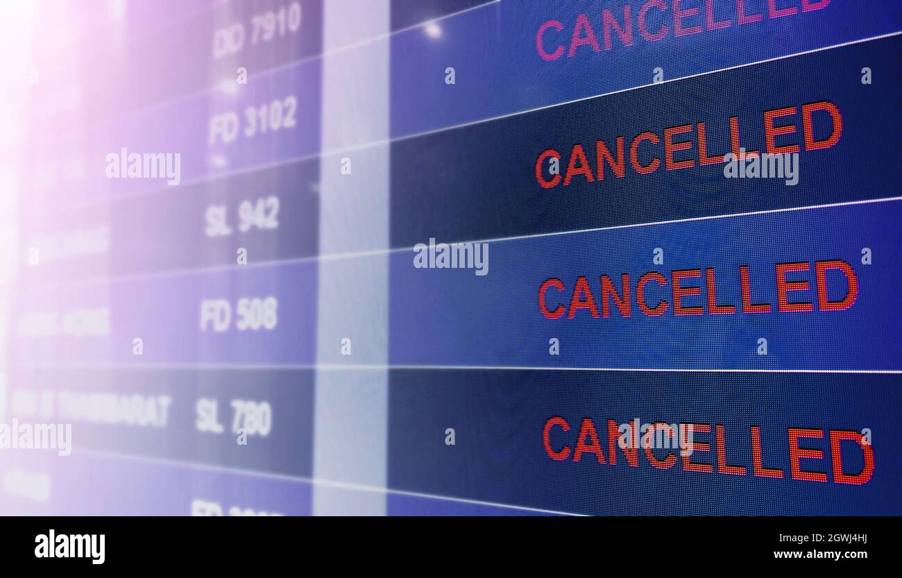 Cancelled airport board departures hi-res stock photography and images ...