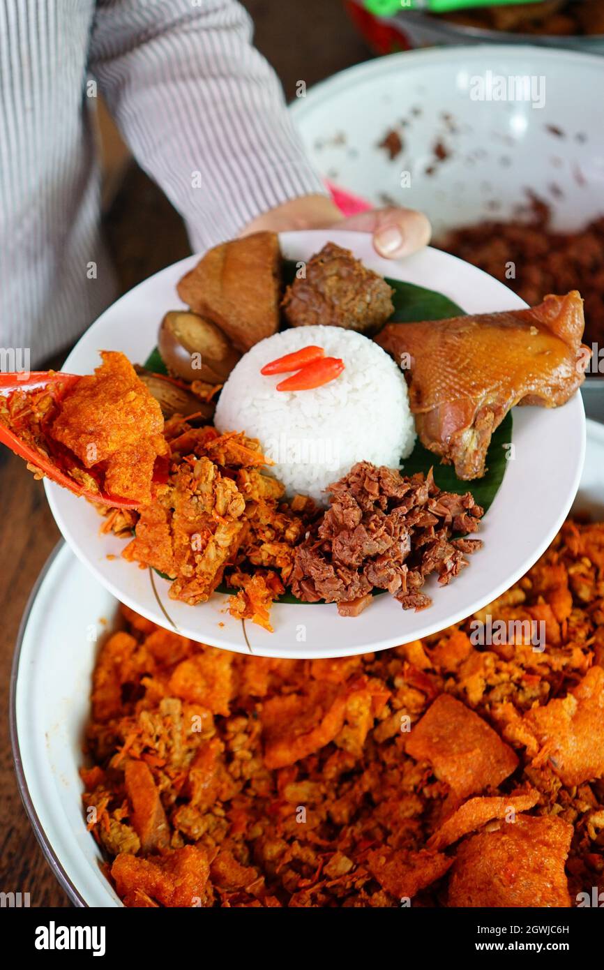 Gudeg hi-res stock photography and images - Alamy