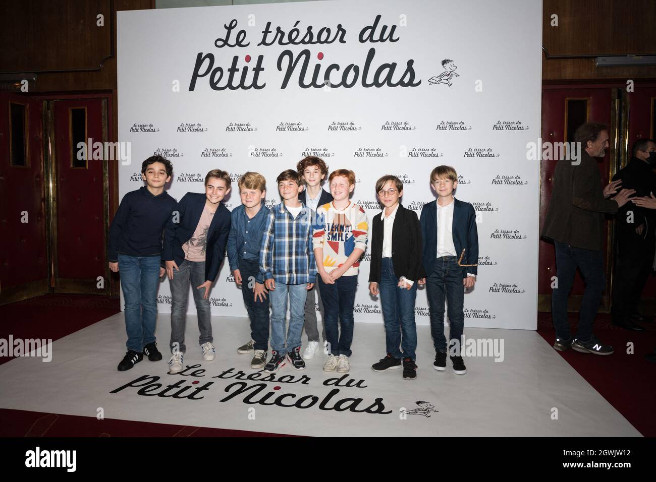 Ilan Debrabant (C.) French actor, alongside the children actors at the ...