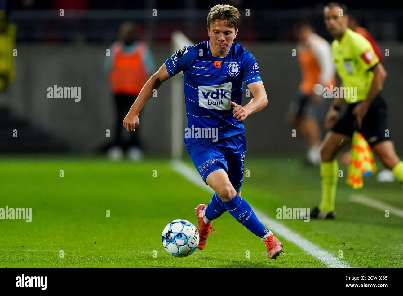 ANTWERP, BELGIUM - OCTOBER 3: Matisse Samoise of KAA Gent during the ...