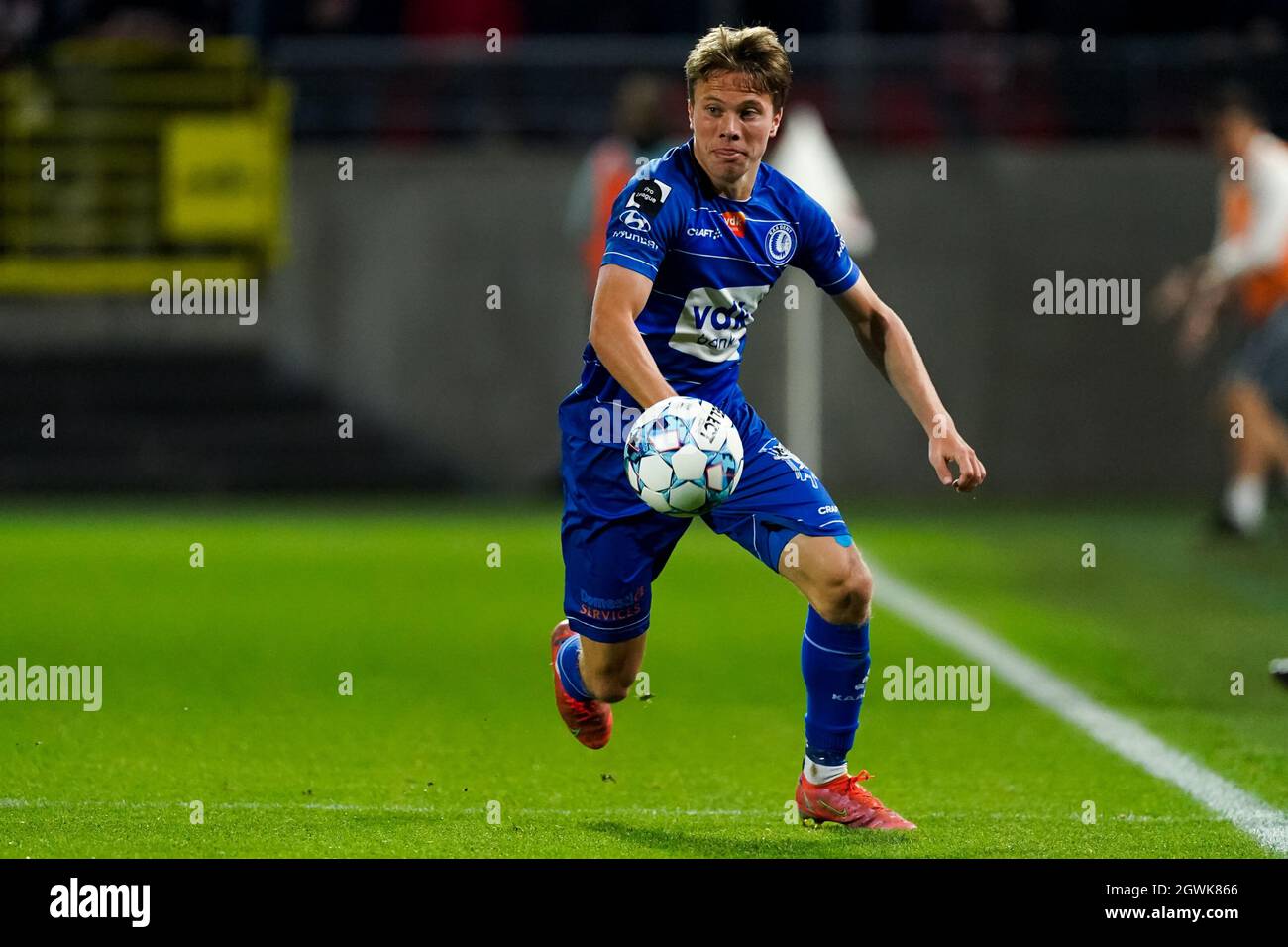 ANTWERP, BELGIUM - OCTOBER 3: Matisse Samoise of KAA Gent during the ...