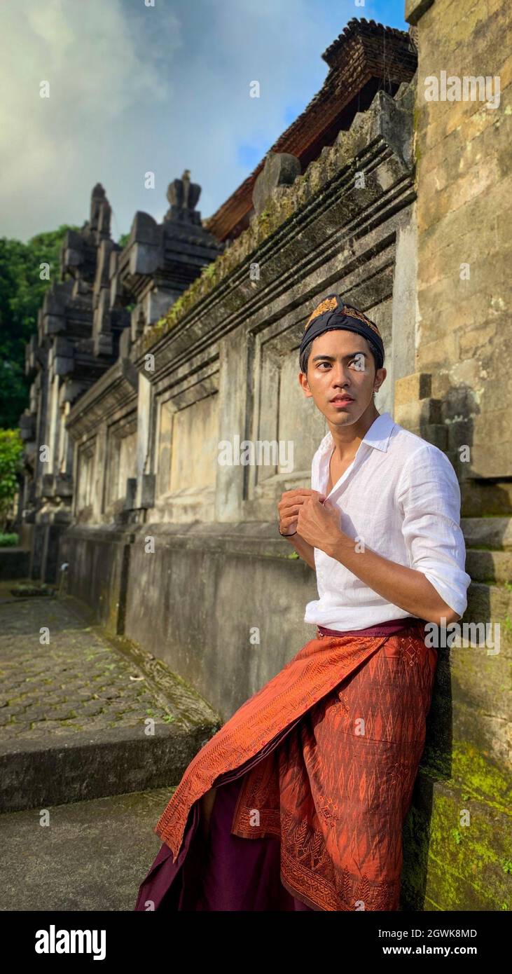 Old balinese culture hi-res stock photography and images - Alamy