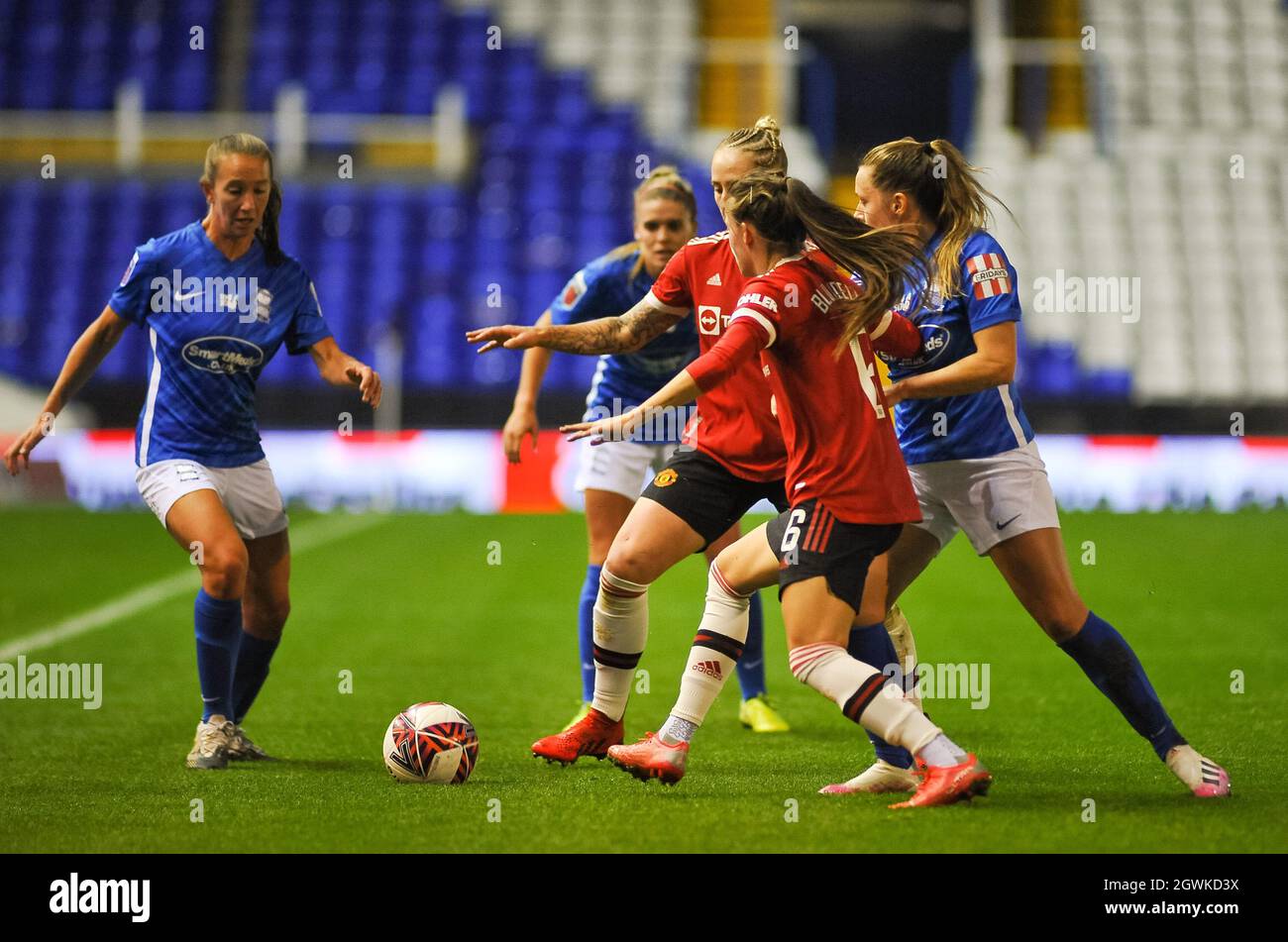 Hannah Blundell (Manchester United #6 ) and team mate battle Birmingham ...