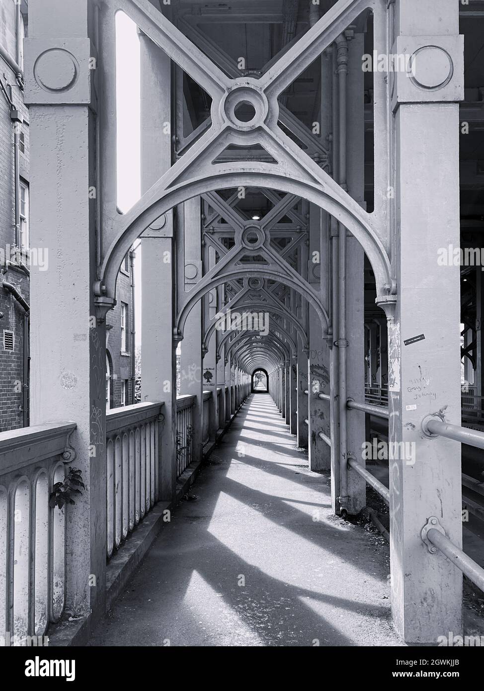 Monochrome Architecture High Resolution Stock Photography and Images ...