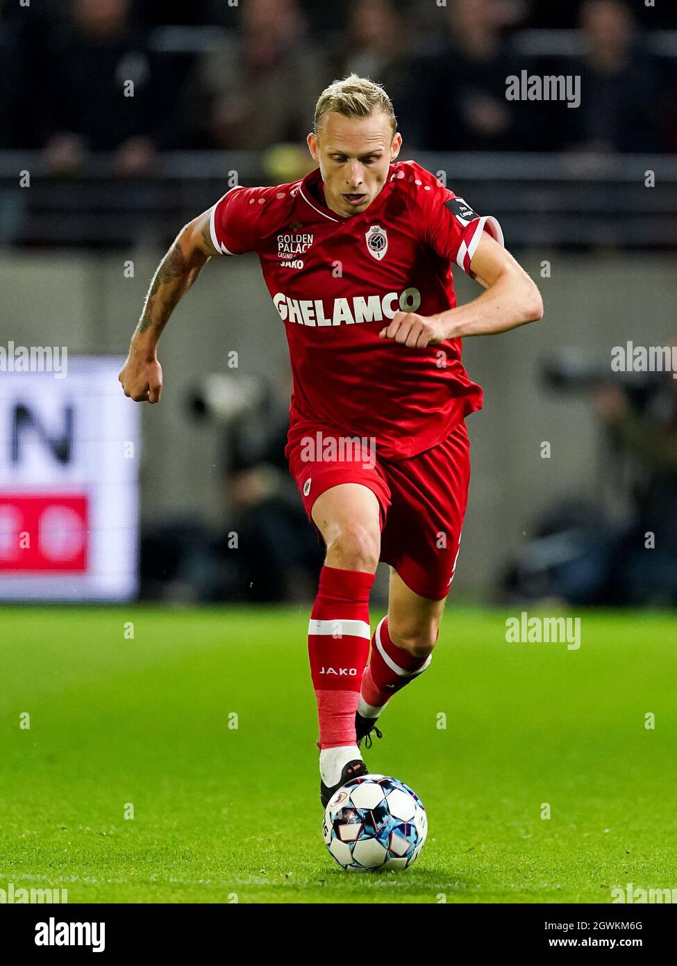 ANTWERP, BELGIUM - OCTOBER 3: Ritchie De Laet of Royal Antwerp FC ...