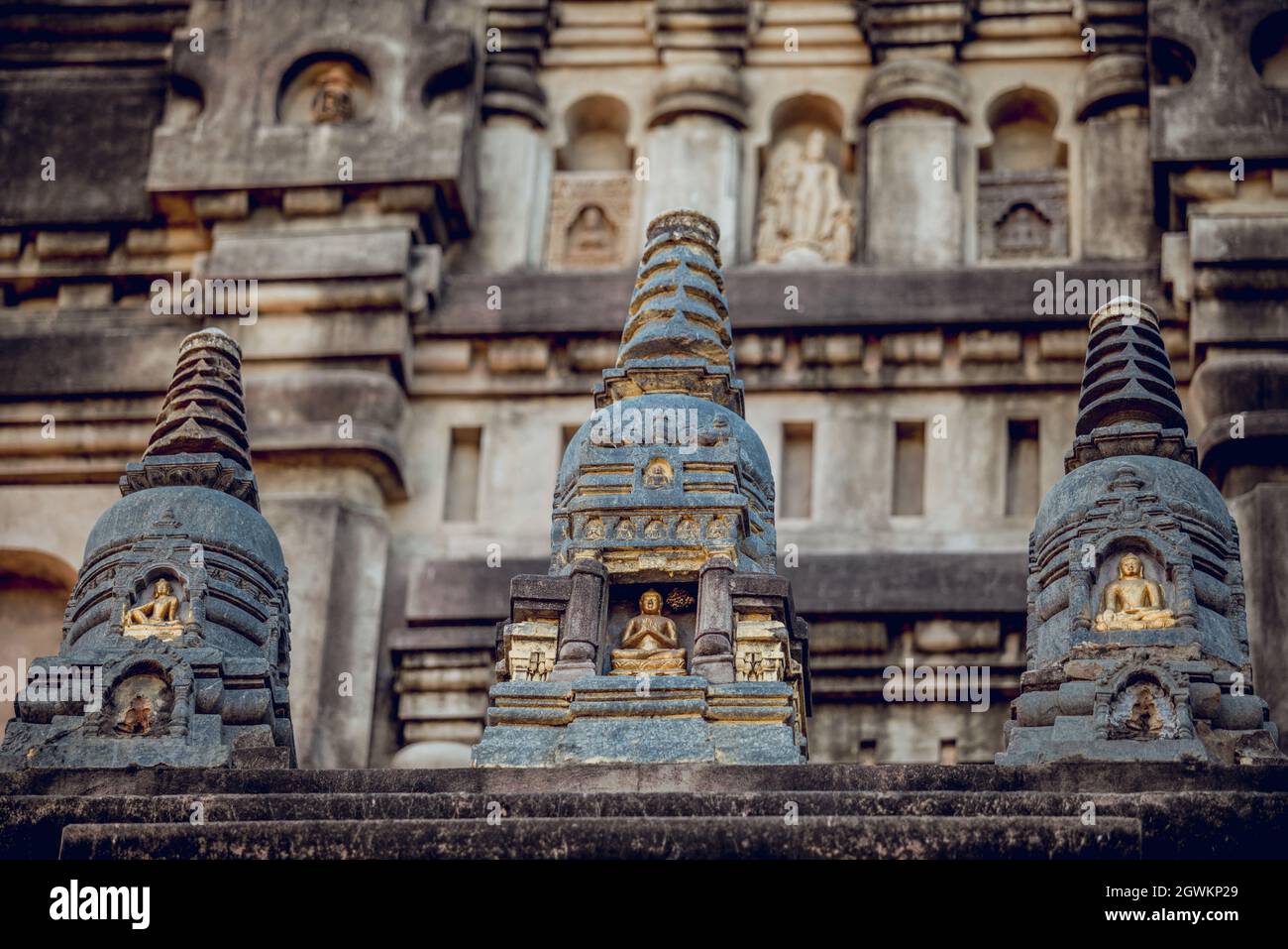 Kushinagar stupa hi-res stock photography and images - Alamy