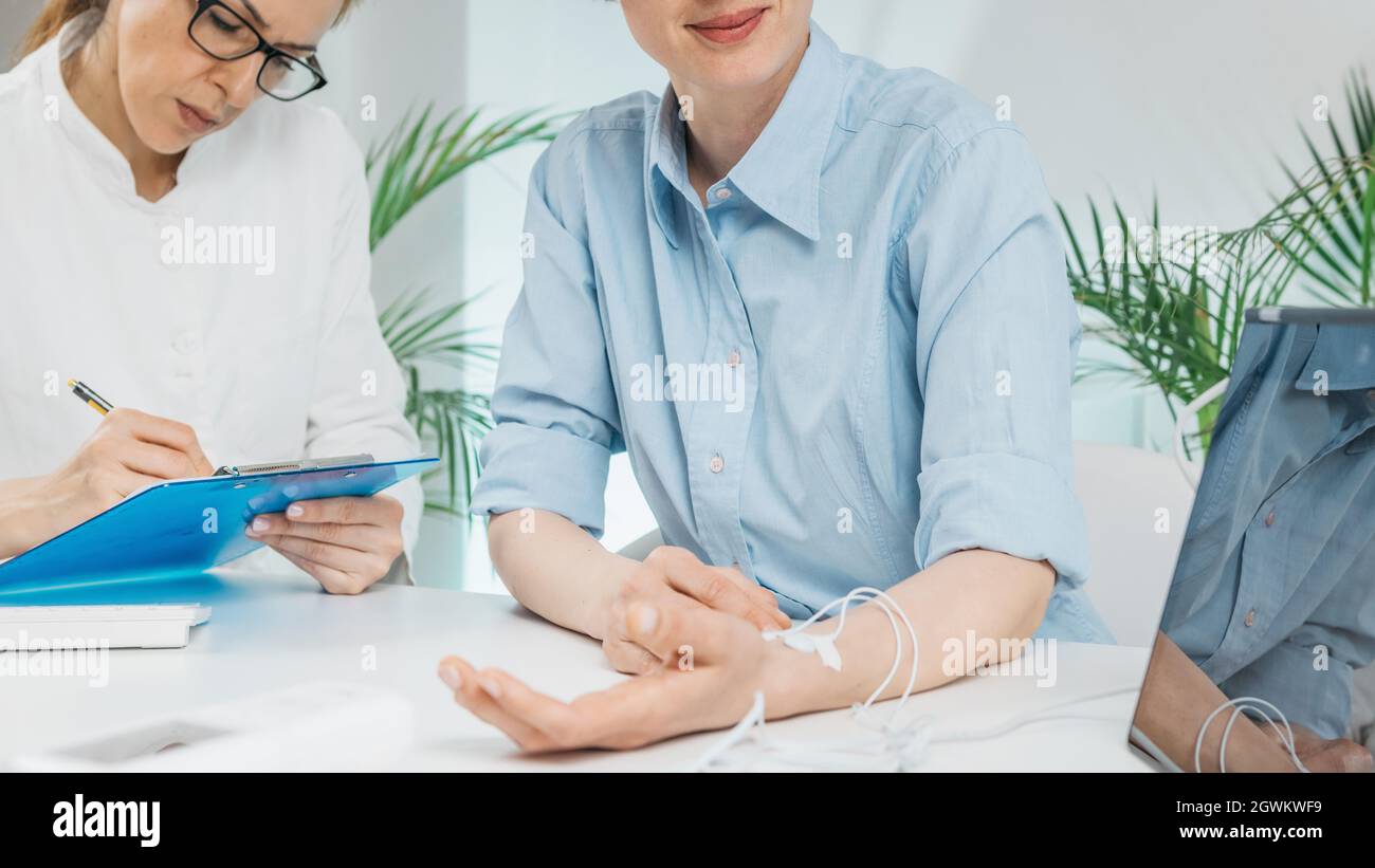 Biofeedback session hi-res stock photography and images - Alamy