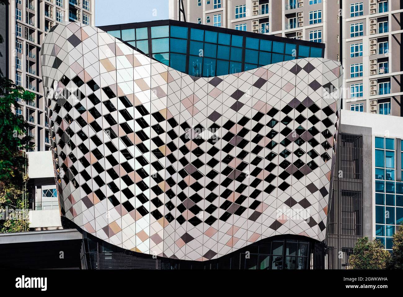 Diamond shape shaped window hi-res stock photography and images - Alamy