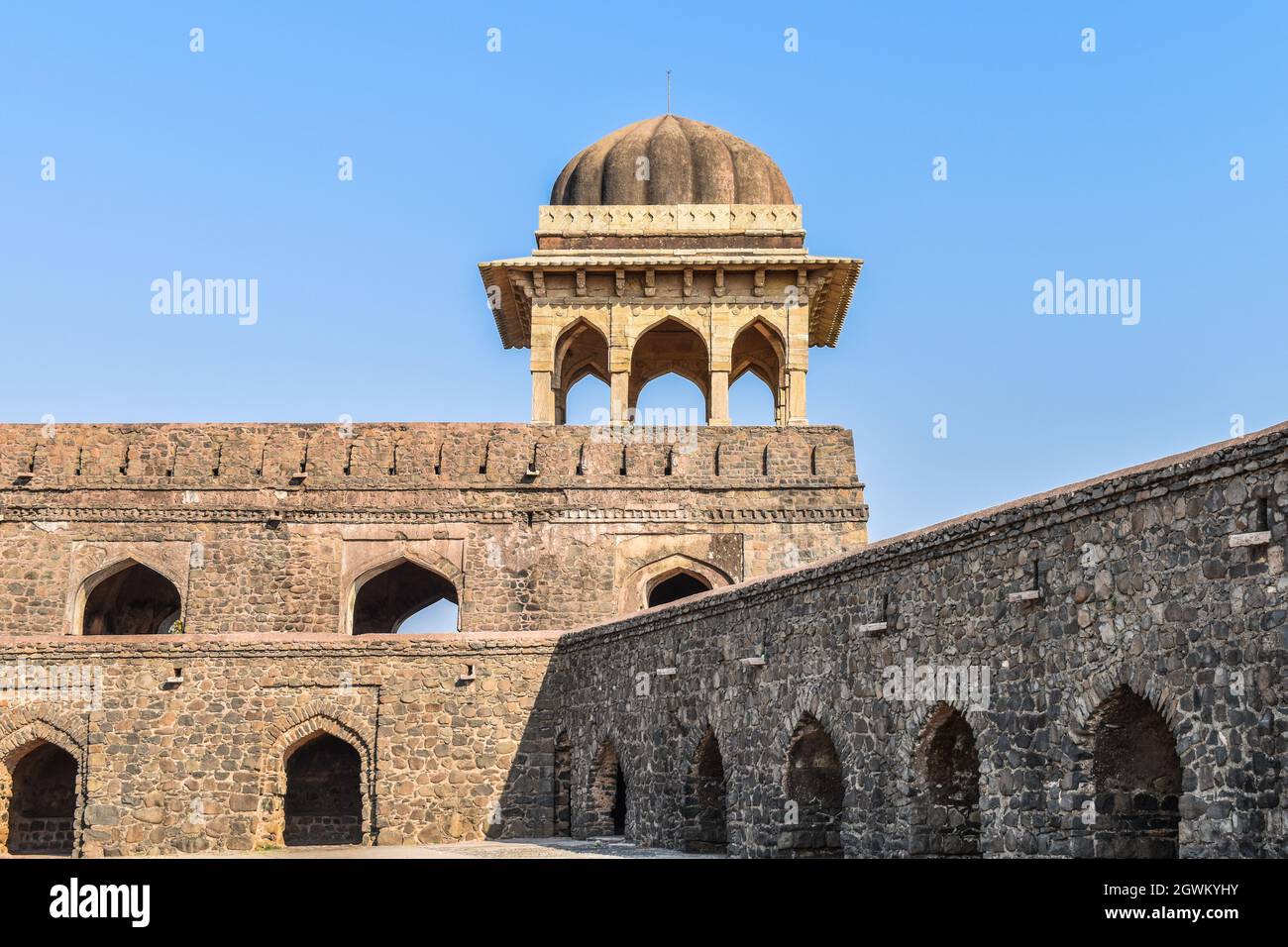 Rani roopmati pavilion, mandu hi-res stock photography and images - Alamy