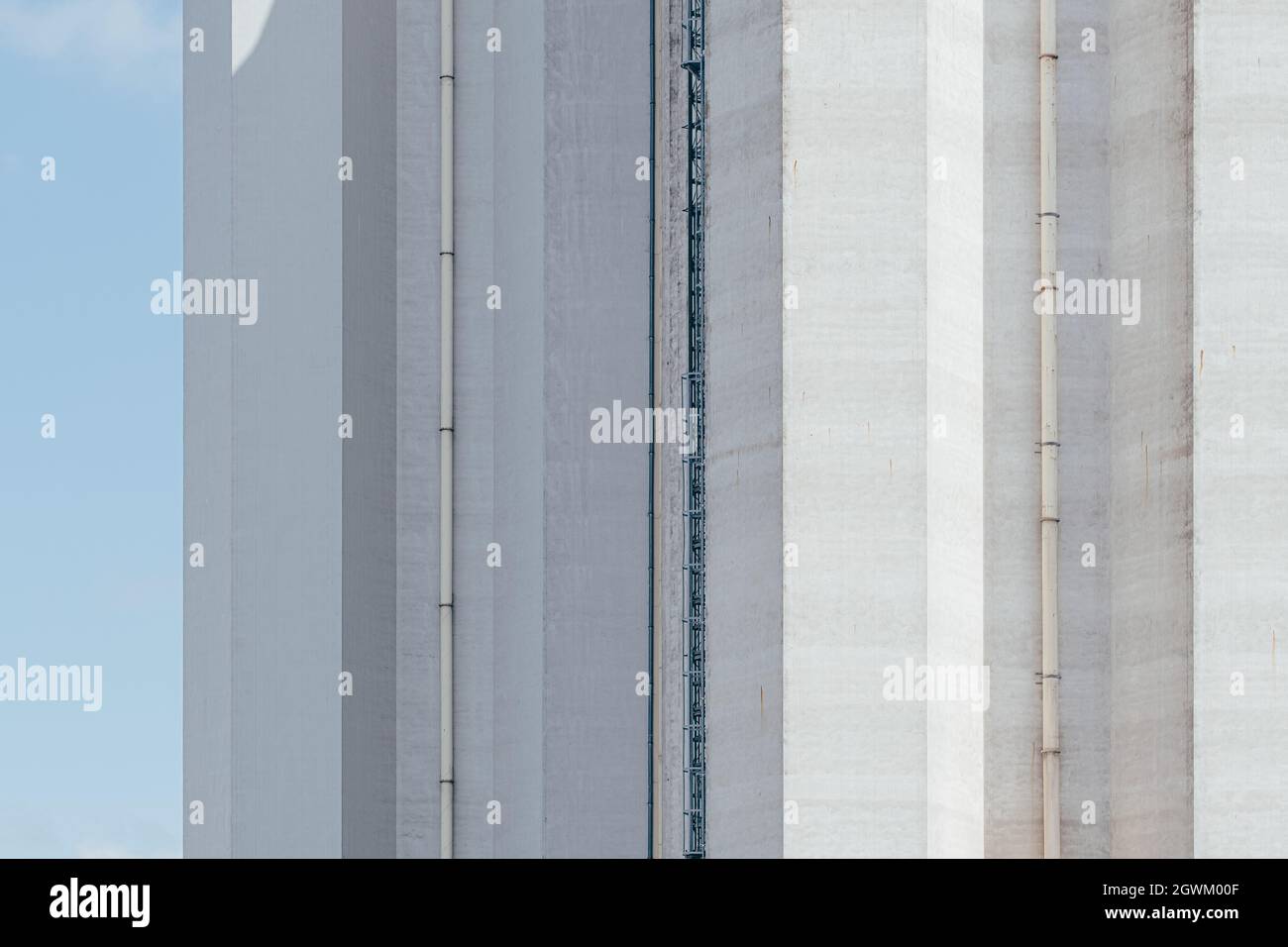 Hay Column High Resolution Stock Photography and Images - Alamy