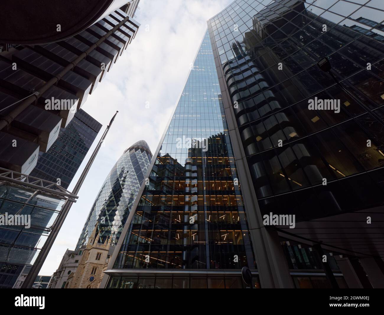 St andrew undershaft church tower hi-res stock photography and images ...