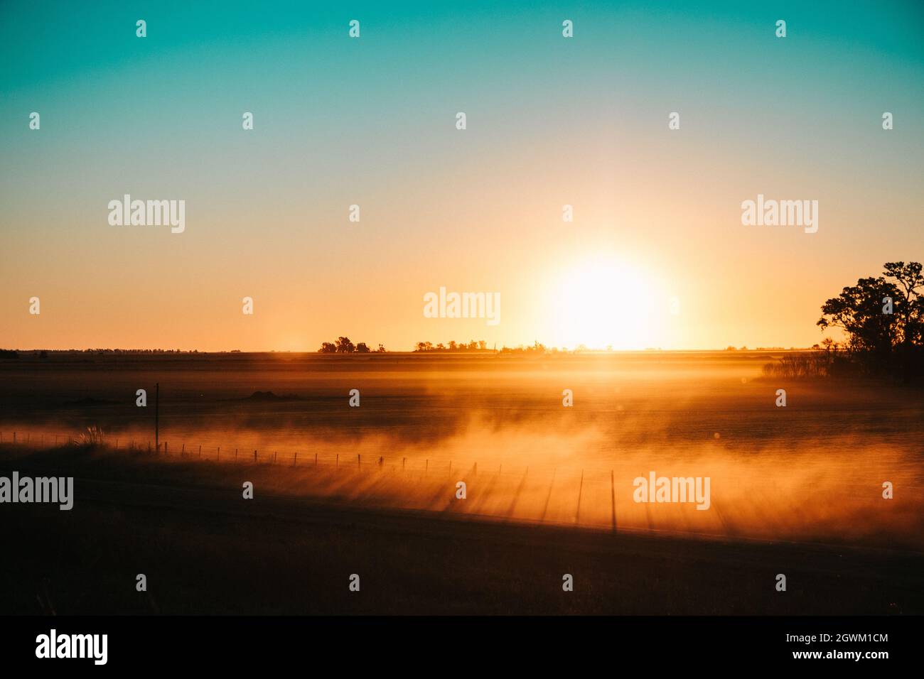 Dusty space cloud hi-res stock photography and images - Alamy