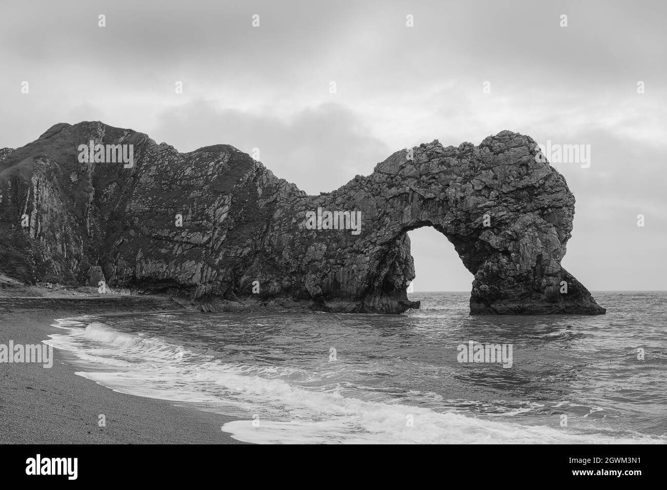 Durdle dor cloud hi-res stock photography and images - Alamy