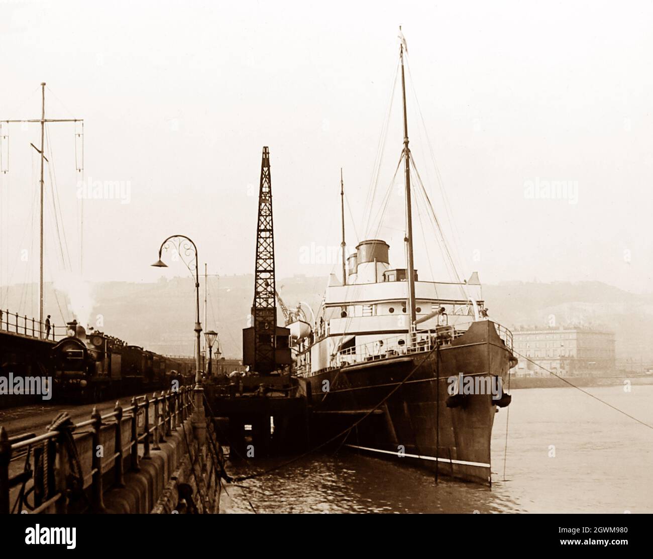 Dover Docks, early 1900s Stock Photo - Alamy