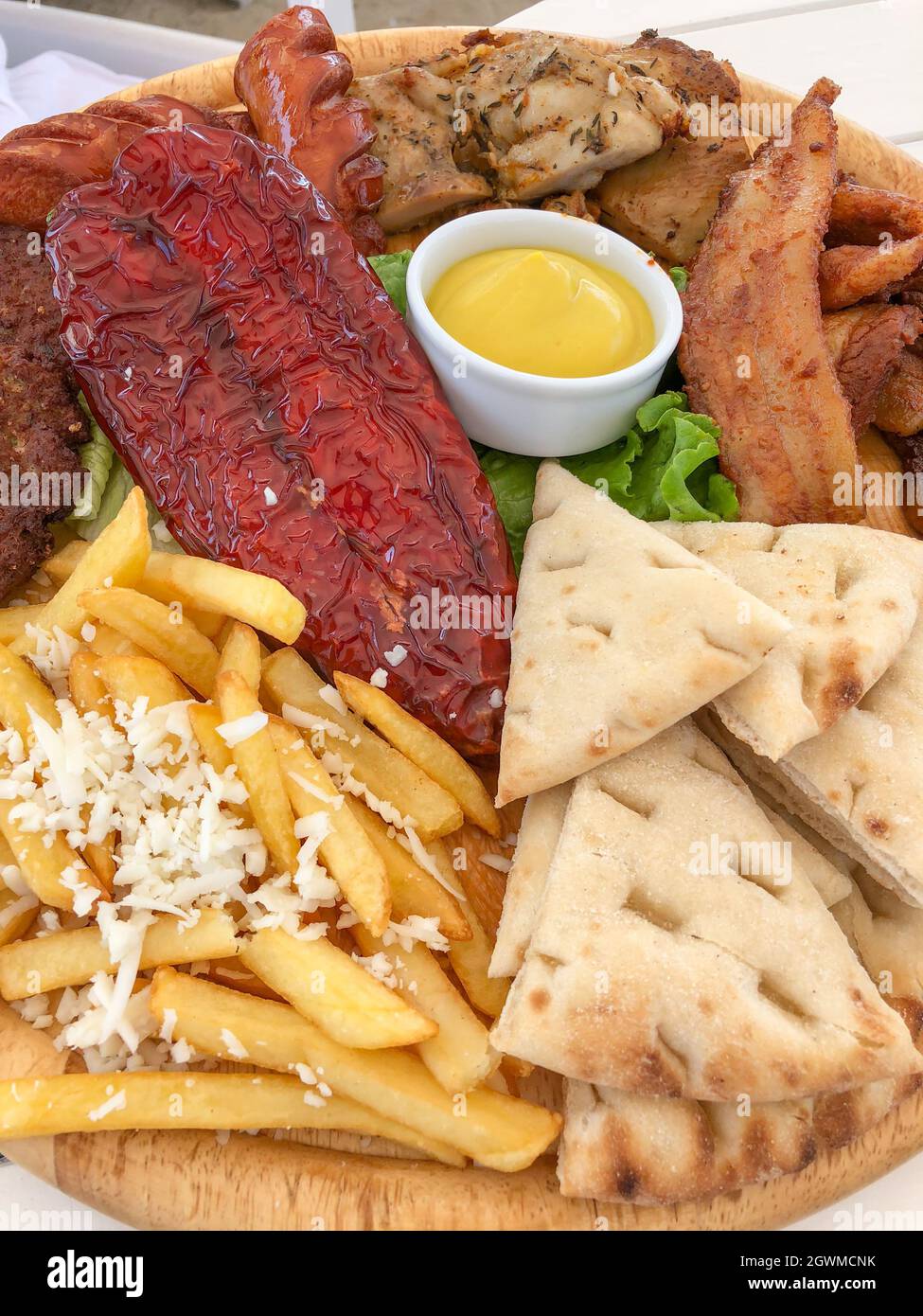 Mixed starter plate hi-res stock photography and images - Alamy