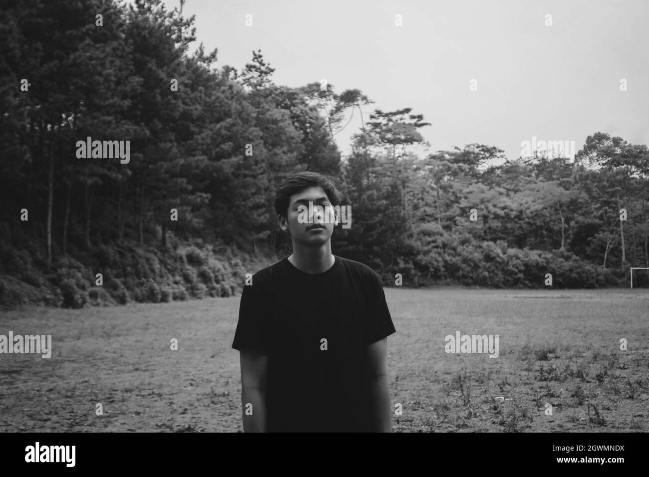 Hopeless men hi-res stock photography and images - Alamy