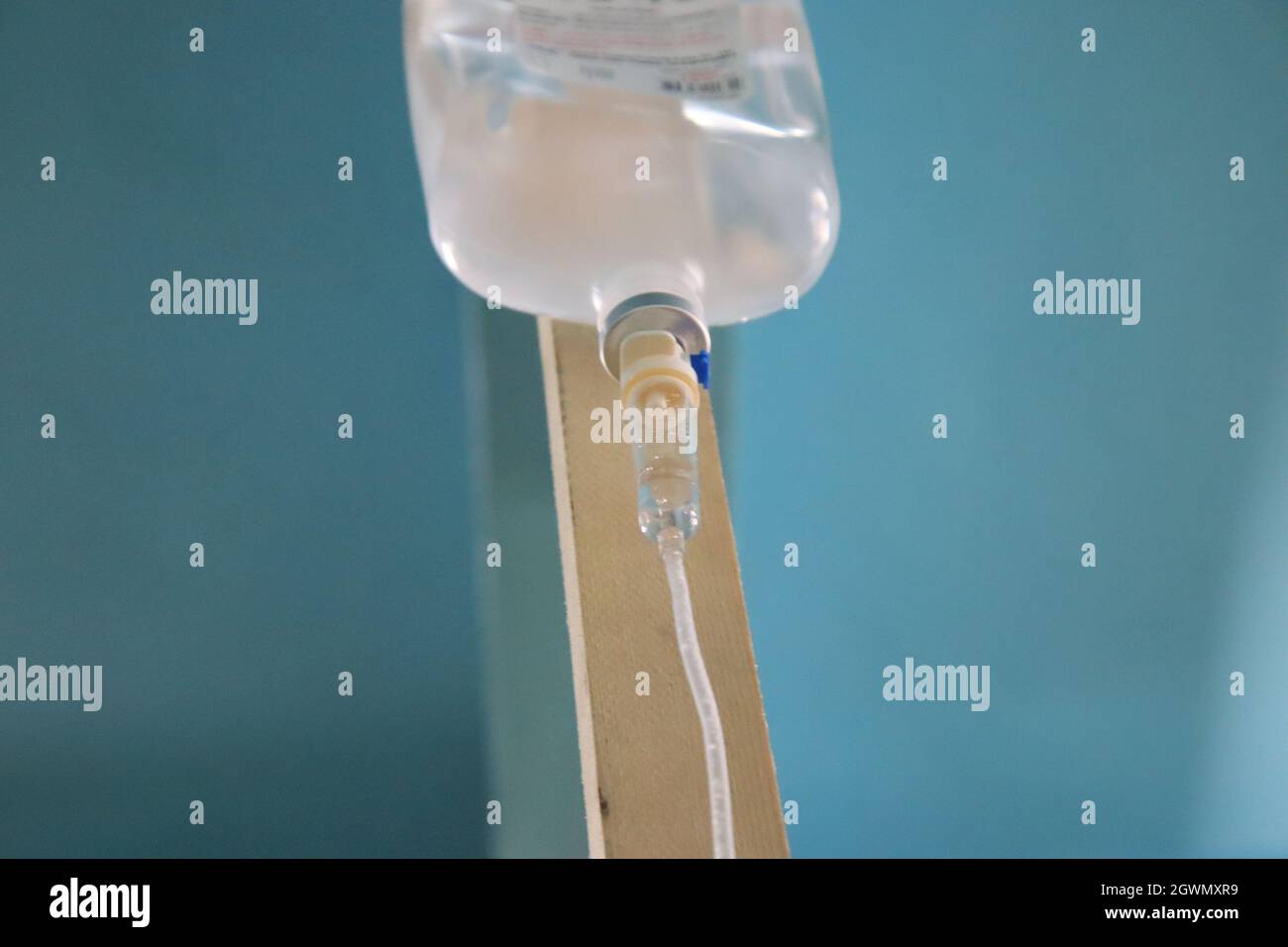 Iv infusion set hi-res stock photography and images - Alamy