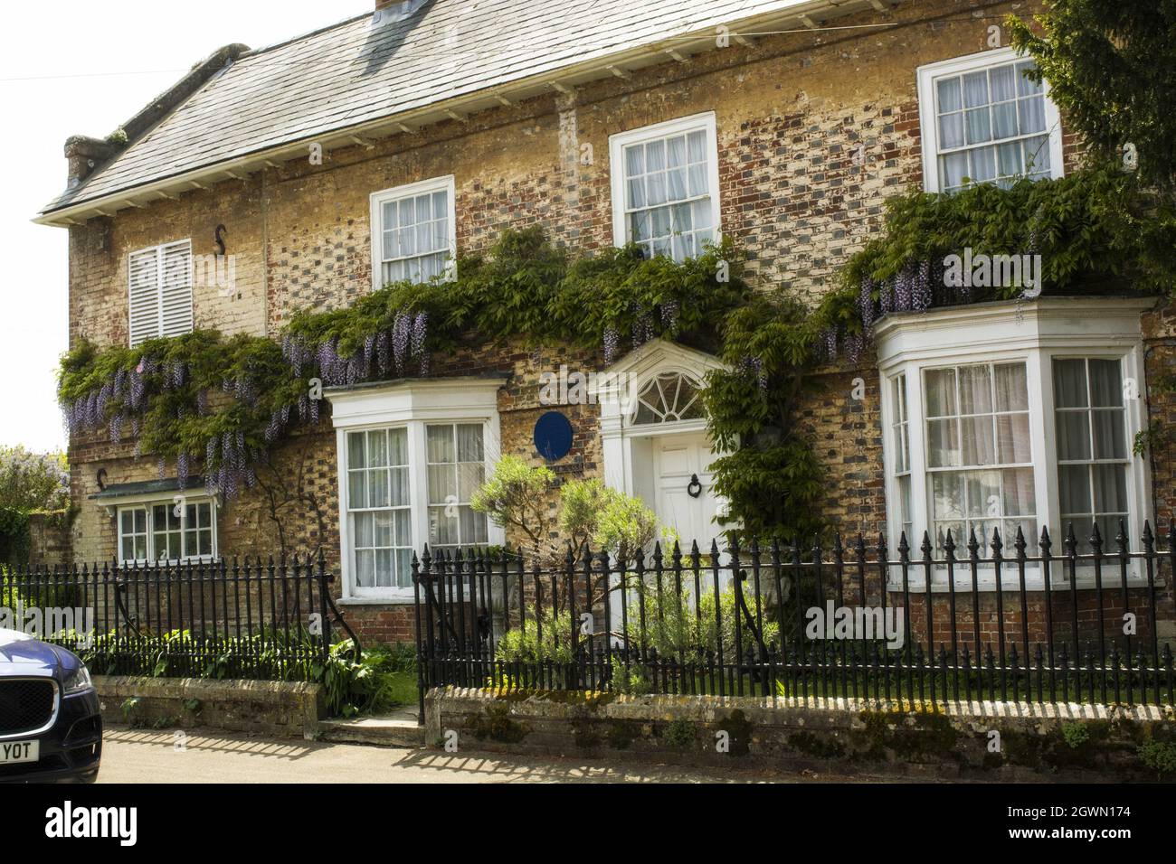 Nice english hous in a Portchester village Stock Photo - Alamy