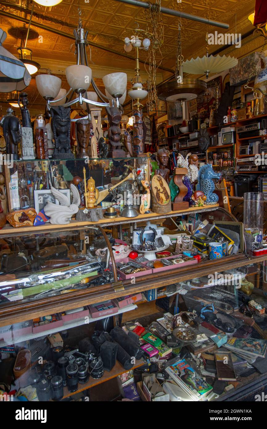 Antique junk store Stock Photo - Alamy
