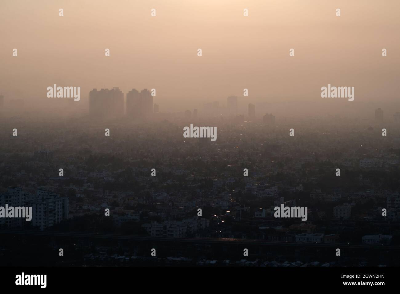 Pollution in kolkata hi-res stock photography and images - Alamy