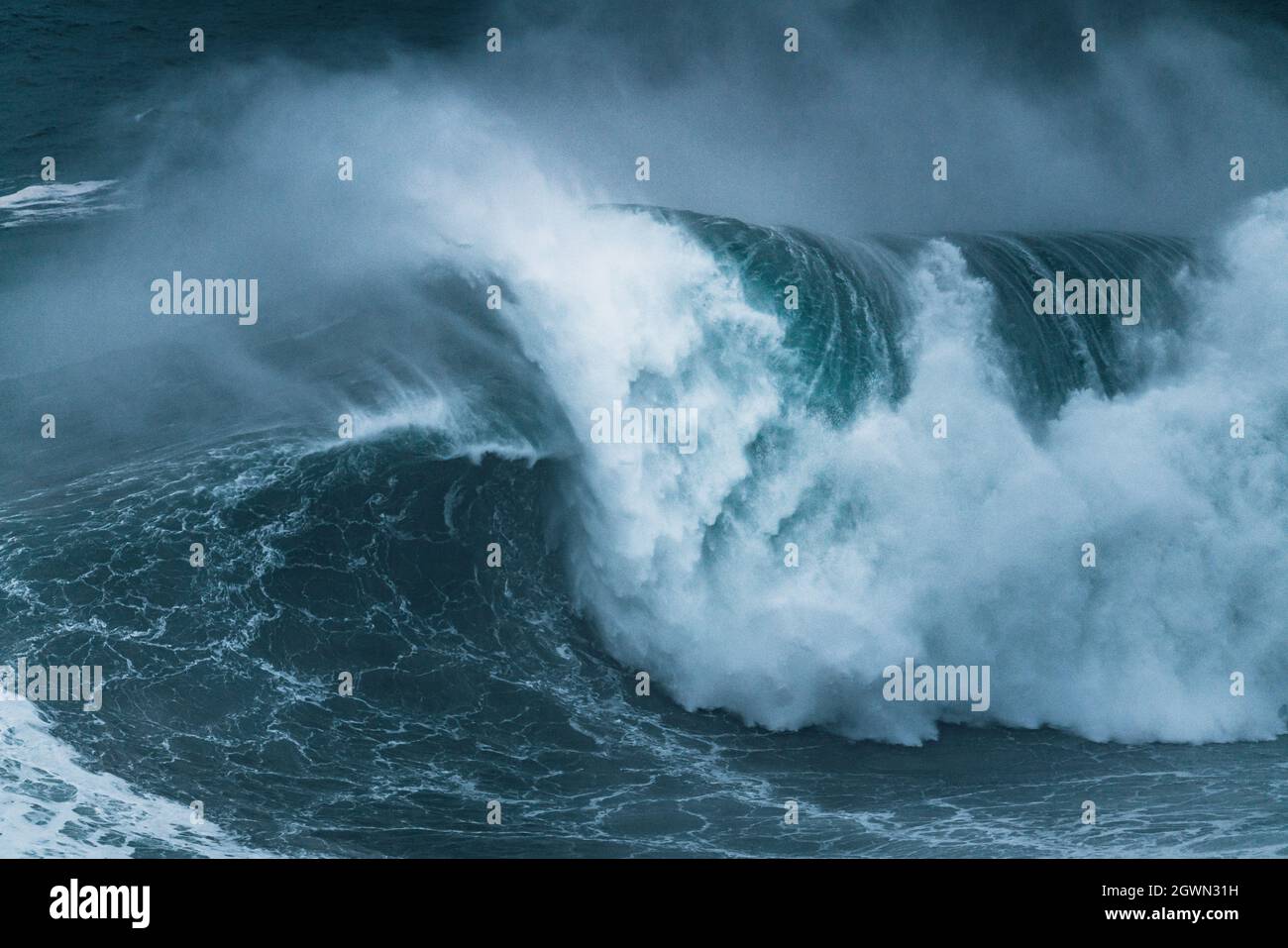 Giant Sea Wave Shore High Resolution Stock Photography and Images - Alamy