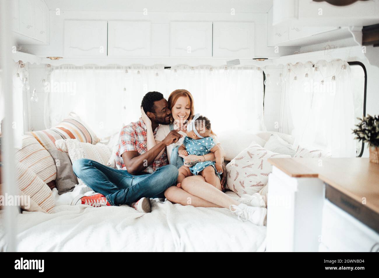 Camper van full of people hi-res stock photography and images - Alamy