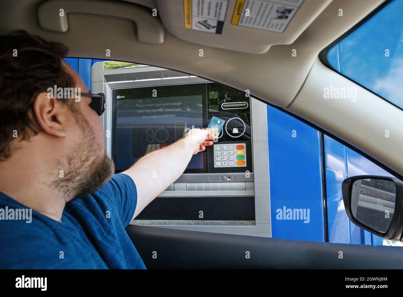 Man drive through bank teller hi-res stock photography and images - Alamy
