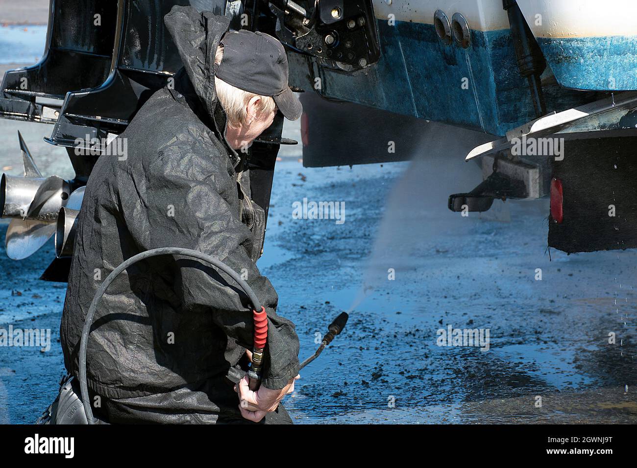 Pressure washing hi-res stock photography and images - Alamy