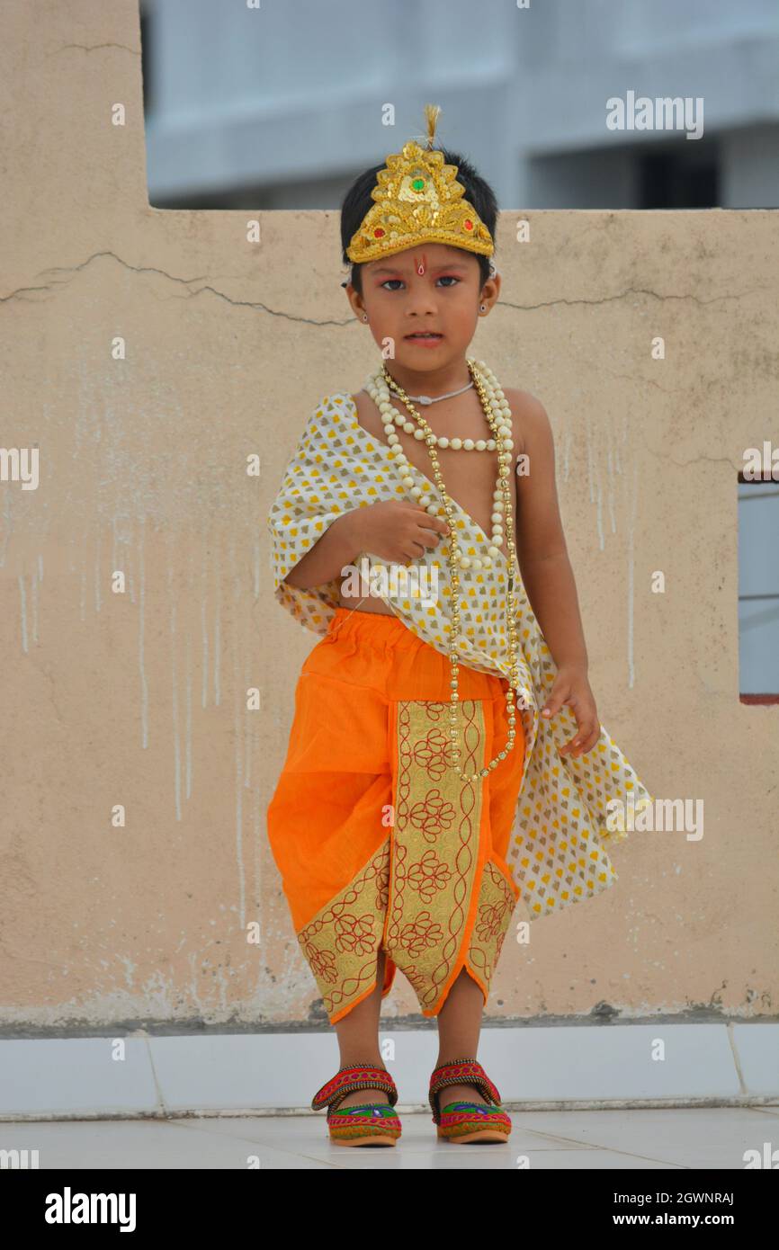 Cutest boy hi-res stock photography and images - Alamy