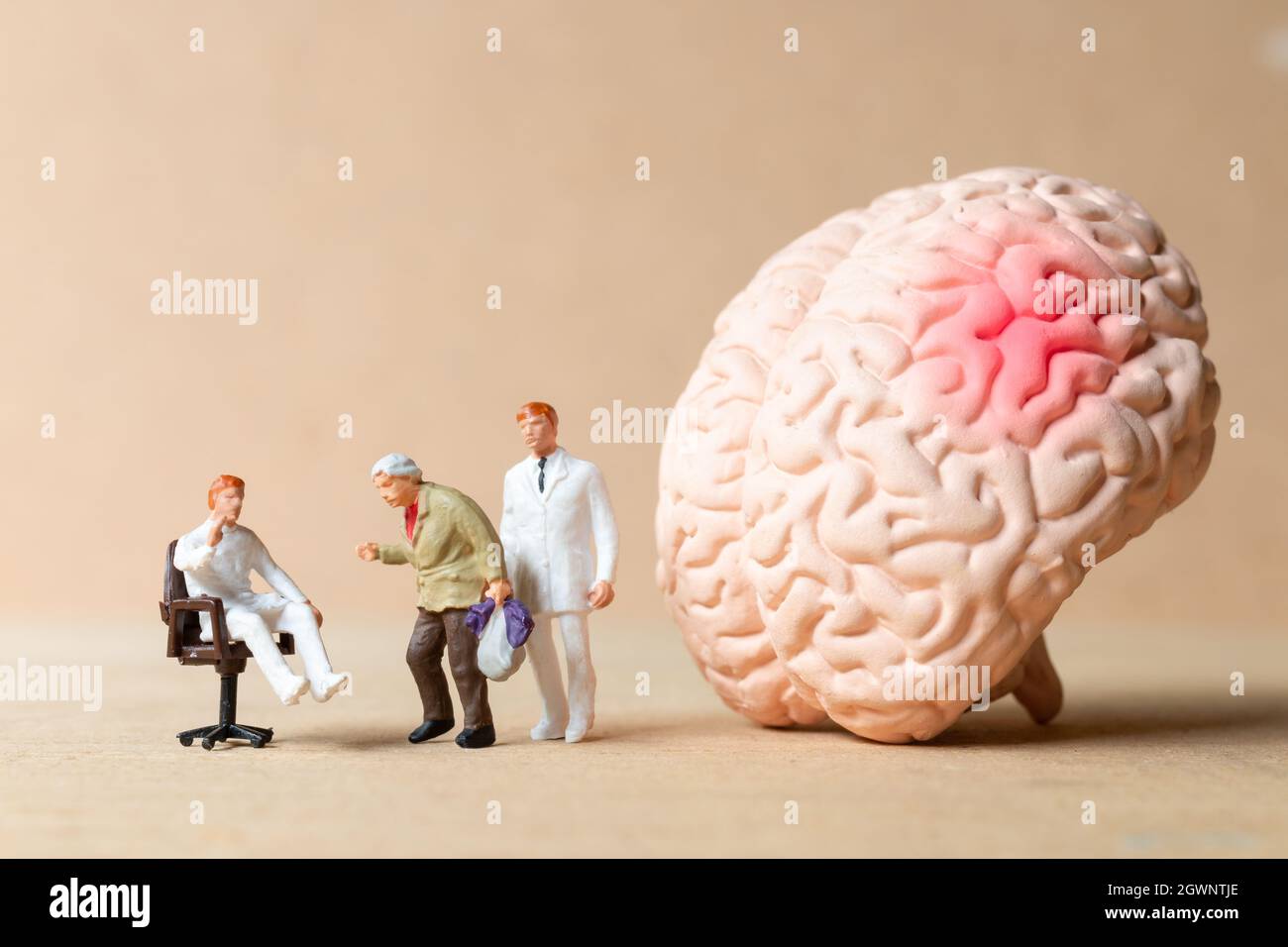 Memory loss cartoon hi-res stock photography and images - Alamy