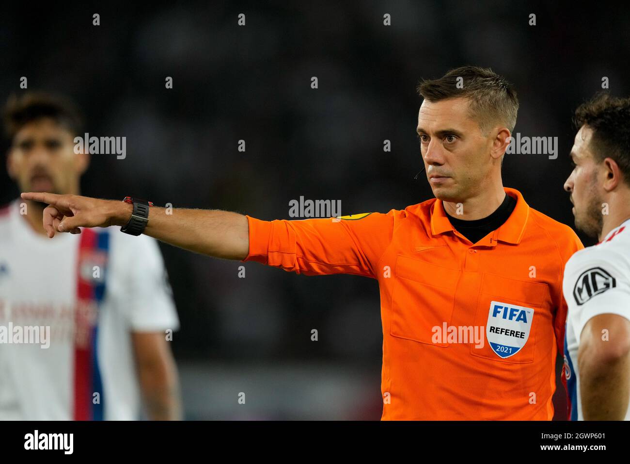 LYON, FRANCE - SEPTEMBER 19: referee Clement Turpin during the Ligue 1 ...