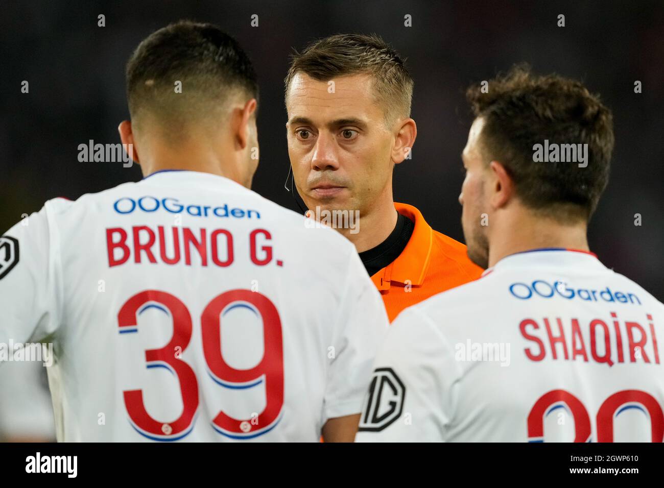 LYON, FRANCE - SEPTEMBER 19: referee Clement Turpin during the Ligue 1 ...