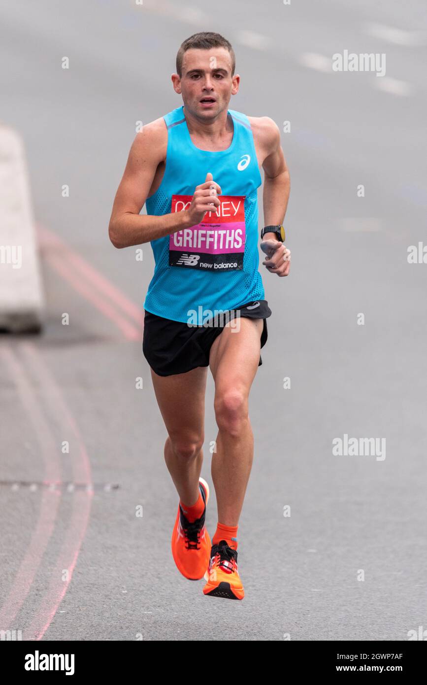 Athlete running hi-res stock photography and images - Alamy