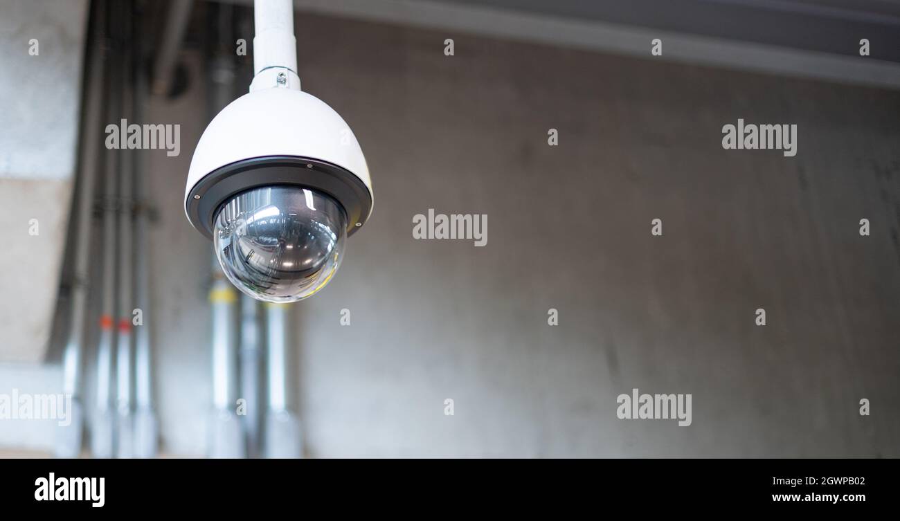 Ceiling cam hi-res stock photography and images - Alamy