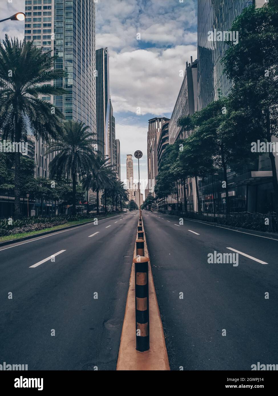 Linear linear motor car hi-res stock photography and images - Alamy