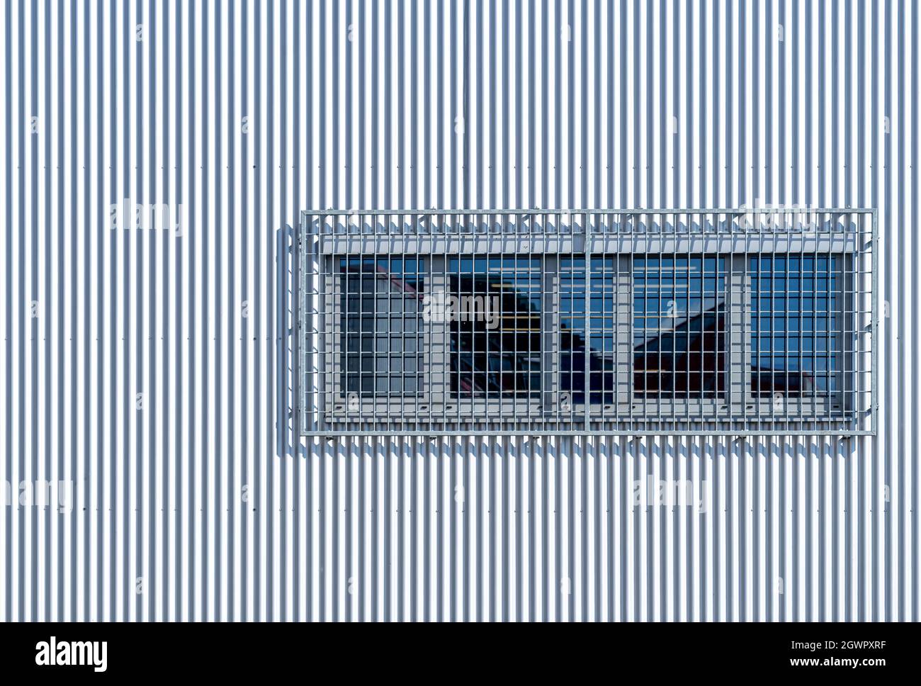 Exterior building grate Cut Out Stock Images & Pictures - Alamy