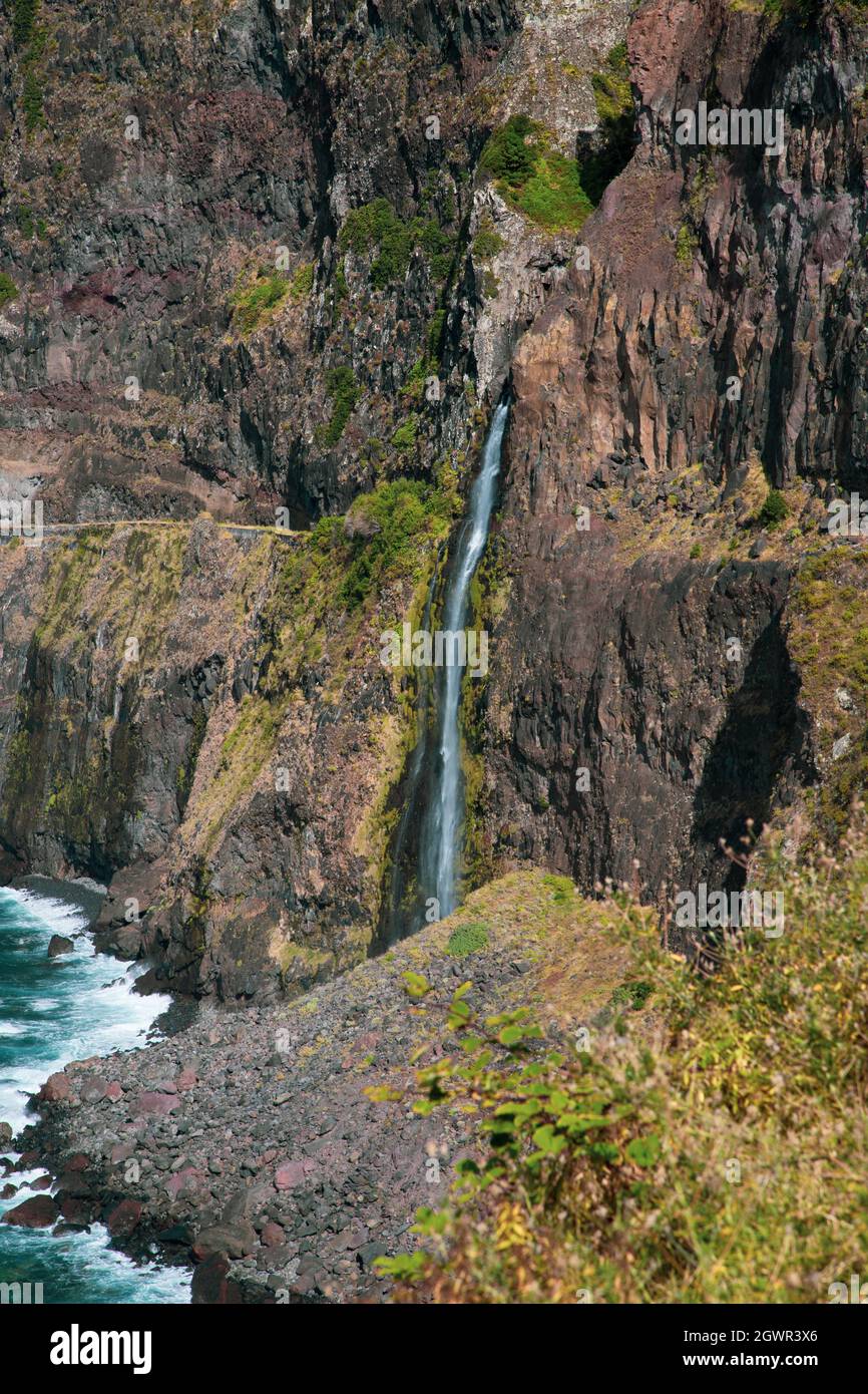Famous waterfall in Madeira Island named "Véu da Noiva Stock Photo - Alamy