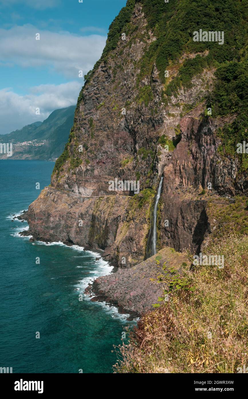 Famous waterfall in Madeira Island named "Véu da Noiva Stock Photo - Alamy