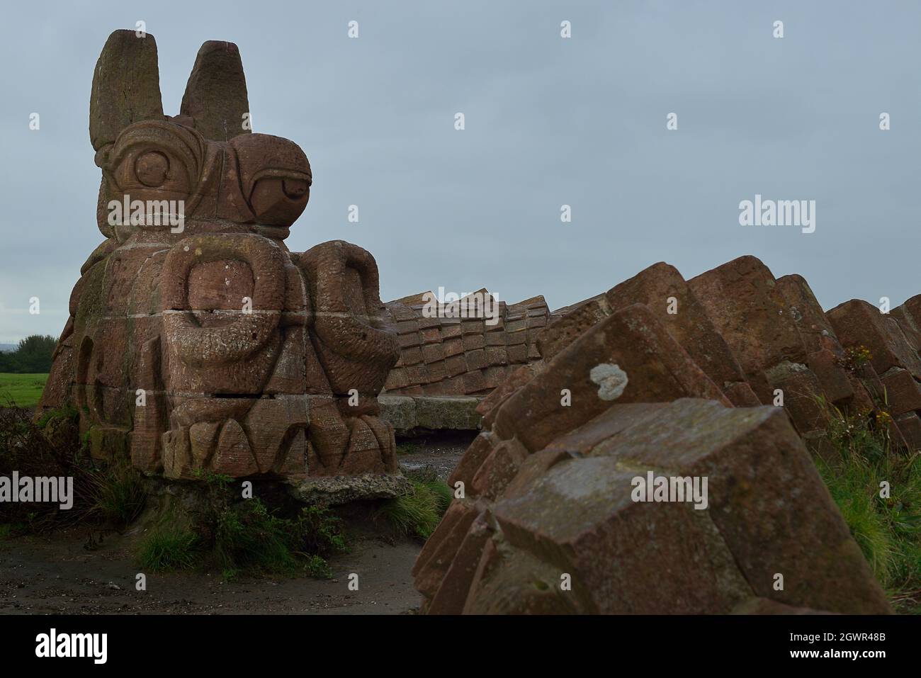 Irvine dragon hi-res stock photography and images - Alamy