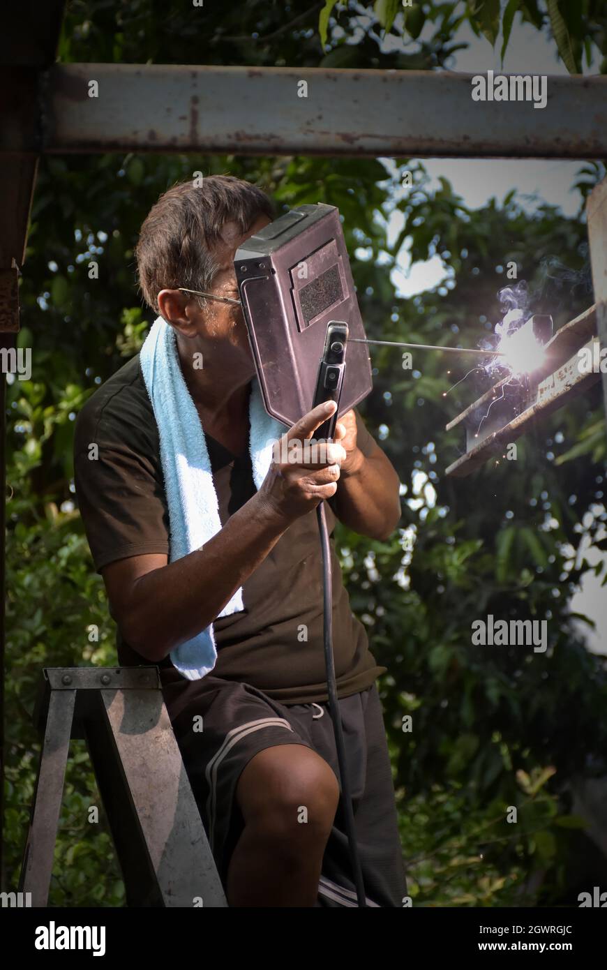 Only the mask hi-res stock photography and images - Alamy