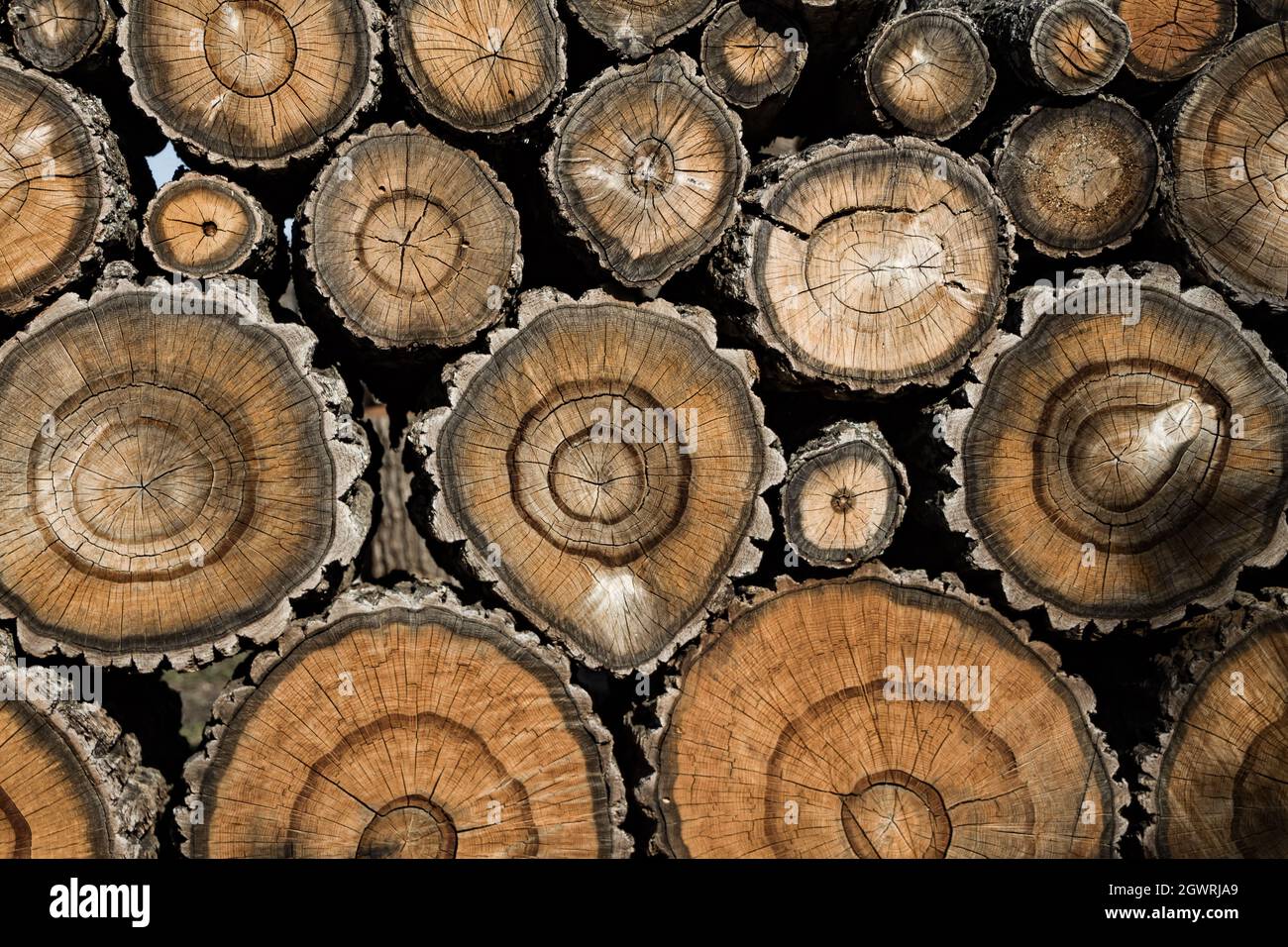 Timber water tank hi-res stock photography and images - Alamy