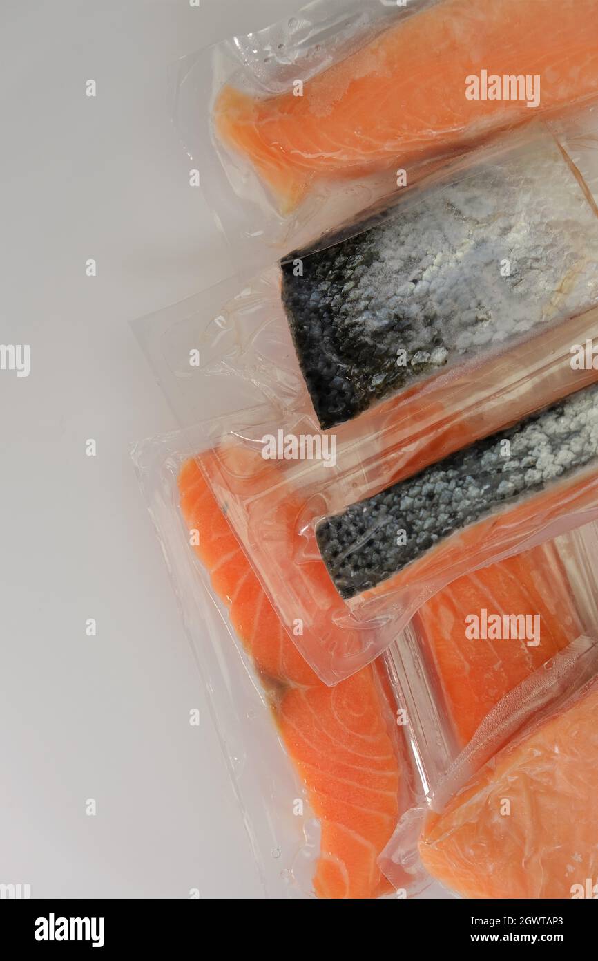 Packed frozen seafood products hi-res stock photography and images - Alamy