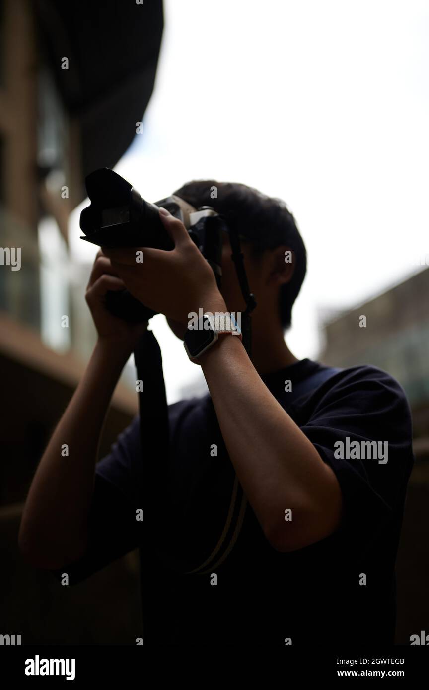 Black phtographer hi-res stock photography and images - Alamy