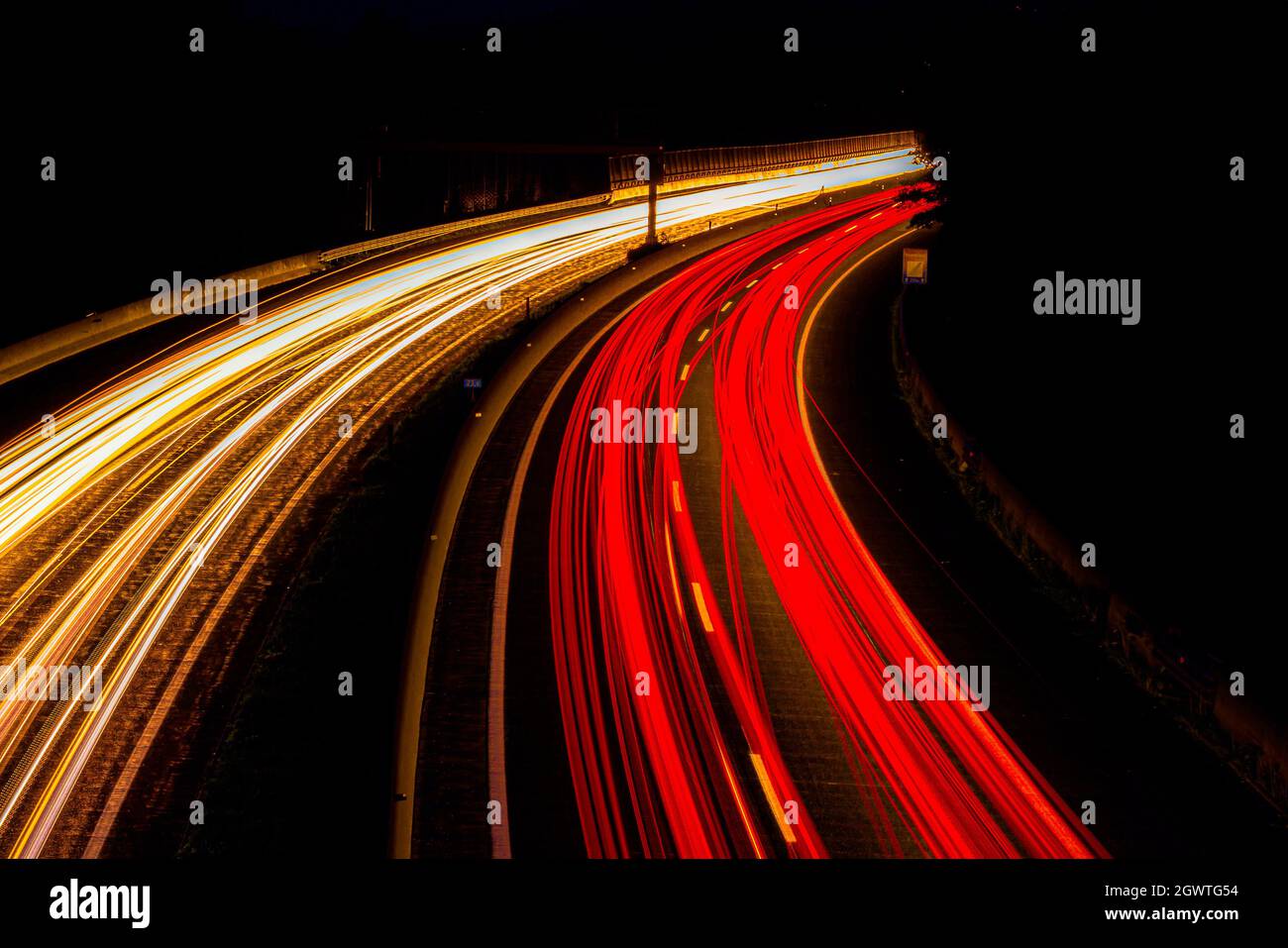 Photographing light trails hi-res stock photography and images - Alamy
