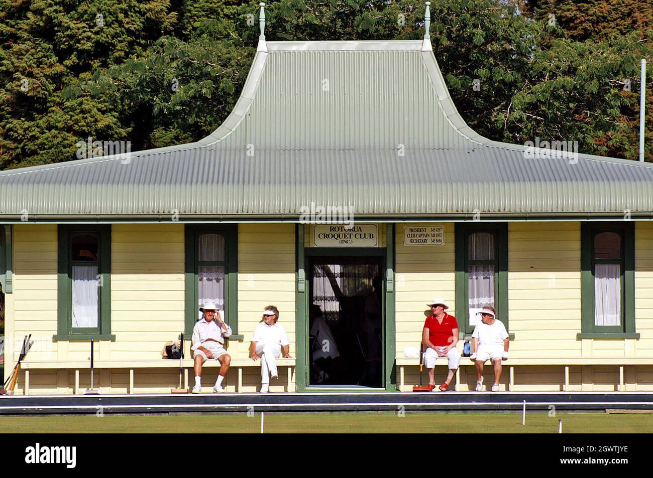 Rotorua recreational activity summer hi-res stock photography and ...