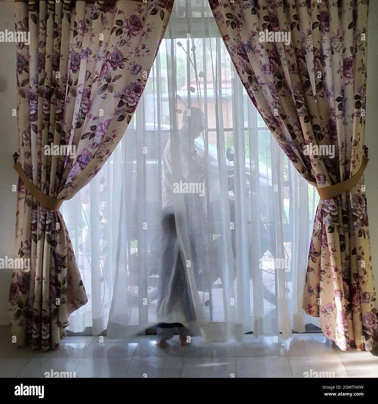 Front valance hi-res stock photography and images - Alamy