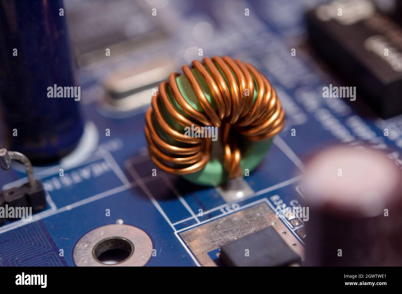 Inductor capacitor hi-res stock photography and images - Alamy