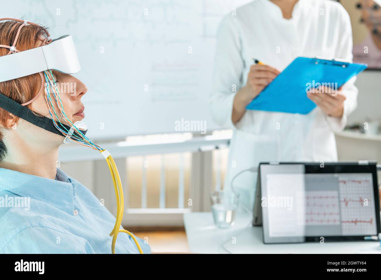 Biofeedback treatment hi-res stock photography and images - Alamy